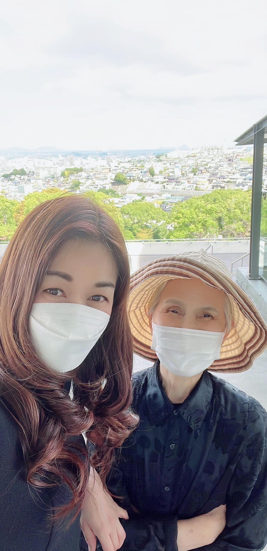 【Mrs. Universe Japan 2023 Finalist】No.11小笠原靖子 YASUKO OGASAWARA～両親への愛と感謝をカタチに～｜BellissimaStyle ...