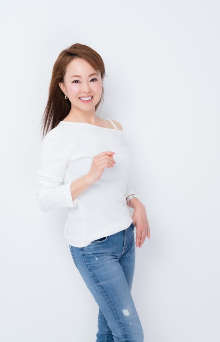 【Mrs. Universe Japan 2024 Finalist】No.10 岡田麻里 MARI OKADA ～五感癒やして美エイジング ...